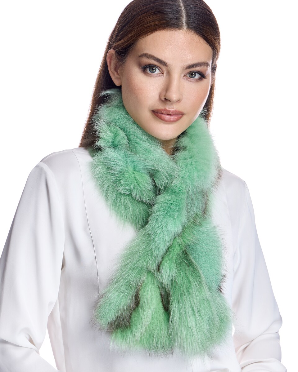 Bufanda de pelo de retales de zorro en color verde · Maximilian · El ...