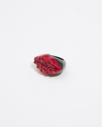 Anillo con forma de labios rojos · Bimba y Lola · El Corte Inglés