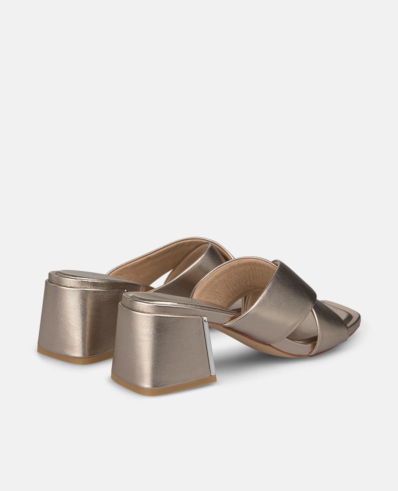 Sandalias de tacón de mujer en piel efecto metalizado con doble tira ...