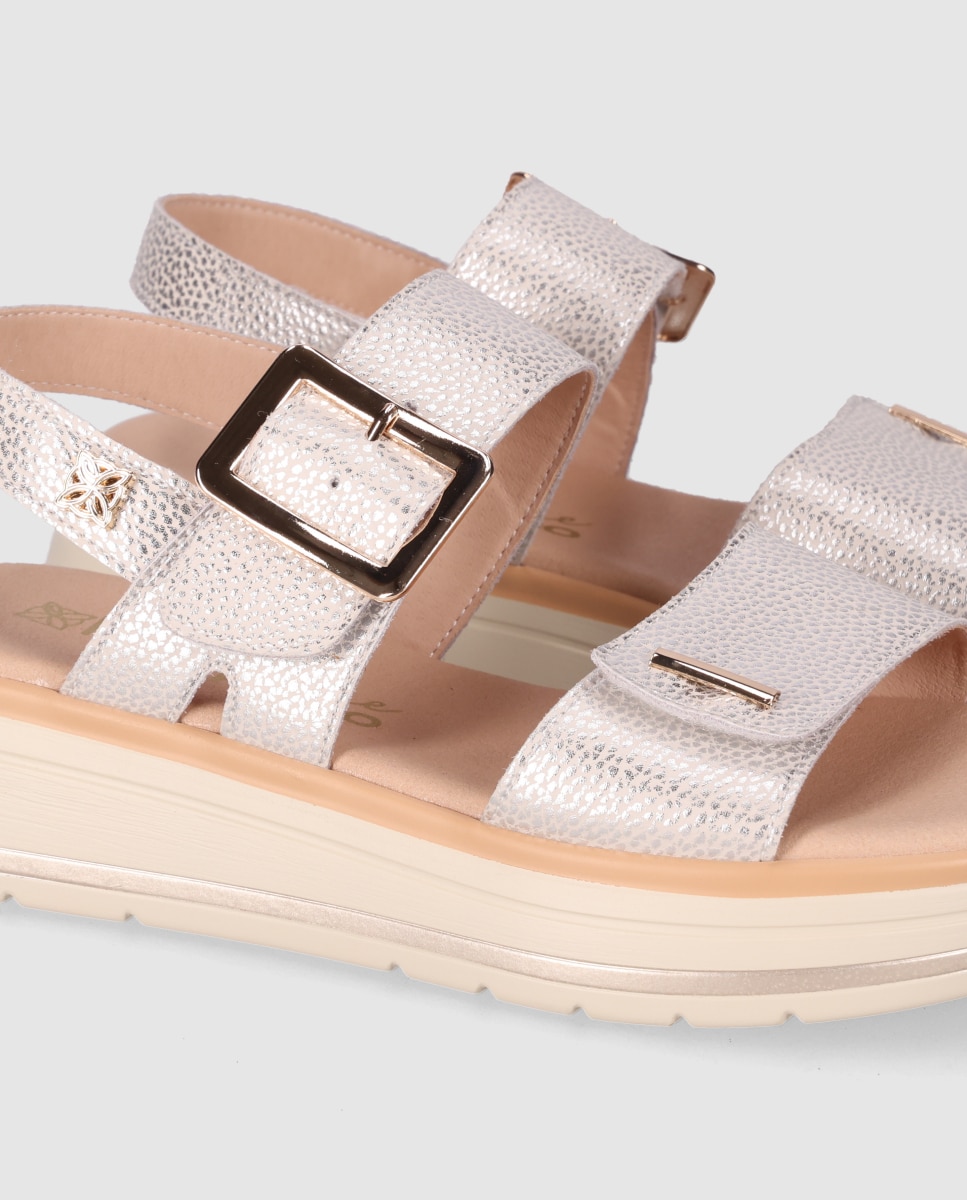 Sandalias planas de mujer diseñadas en piel con plantilla acolchada y ...