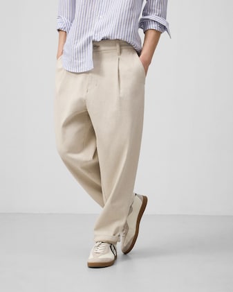 Vaquero relaxed fit de hombre en color crudo y bolsillos italianos ...