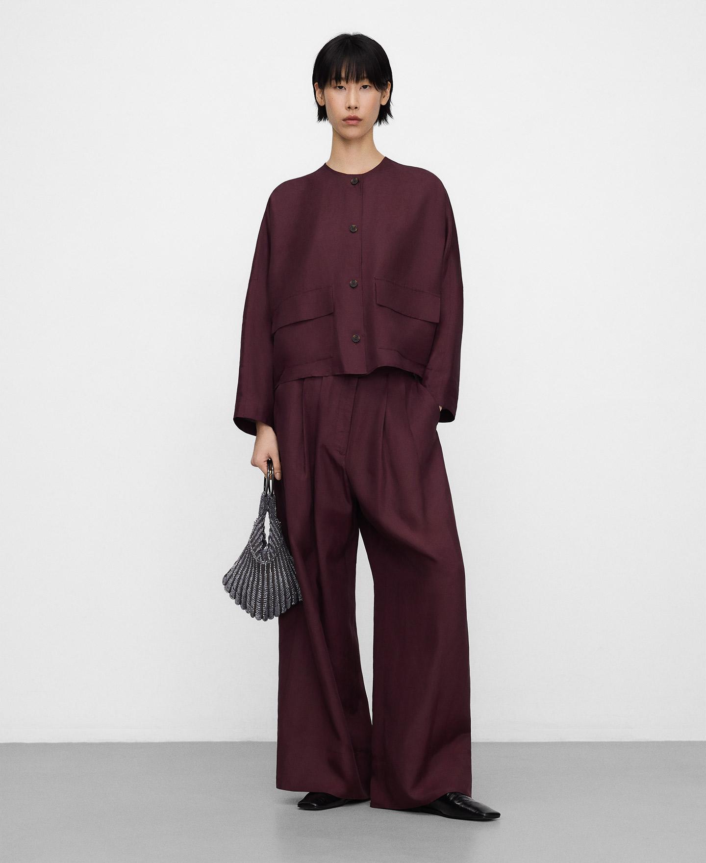 Pantalones anchos de mujer con doble pinza Berenjena Adolfo Dominguez ...
