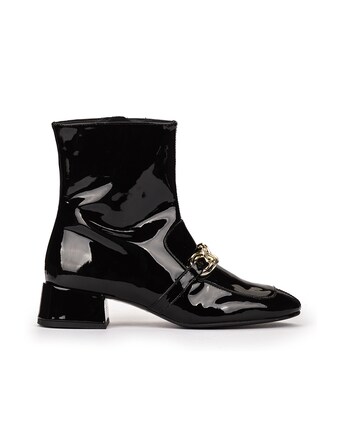 Botines de mujer de charol con adorno · Pedro Miralles · El Corte Inglés