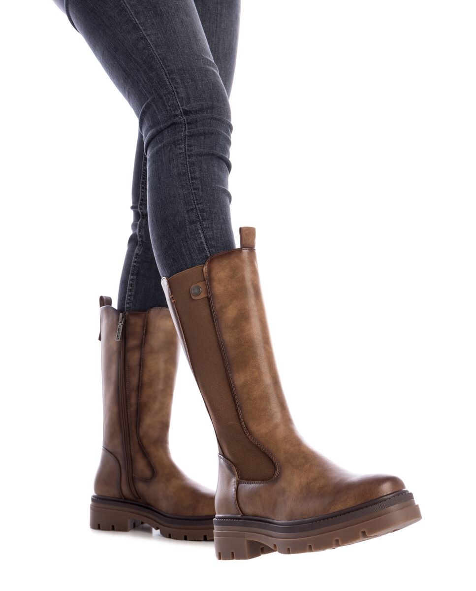 Botas de mujer con elásticos laterales y cremallera · Refresh · El ...