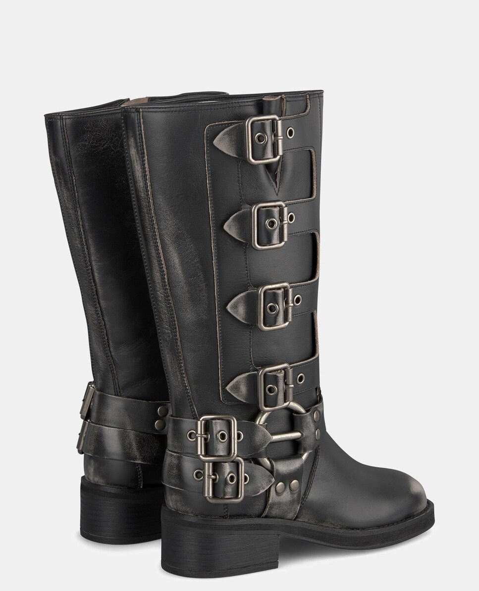 Botas biker de mujer de piel con detalle de hebillas · Alma en Pena ...