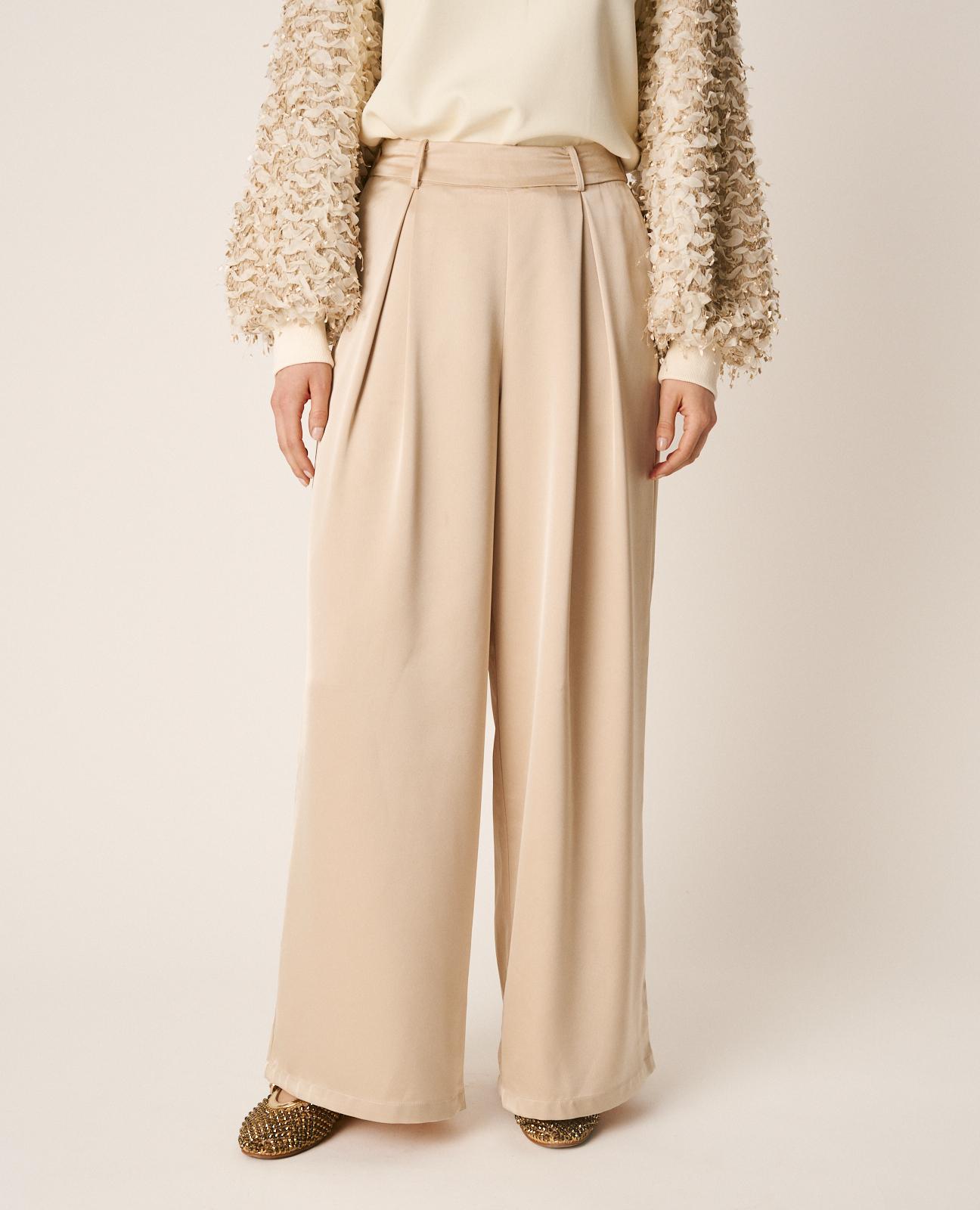 Pantalones anchos de mujer elásticos con pinzas Oro Alma en Pena · El ...