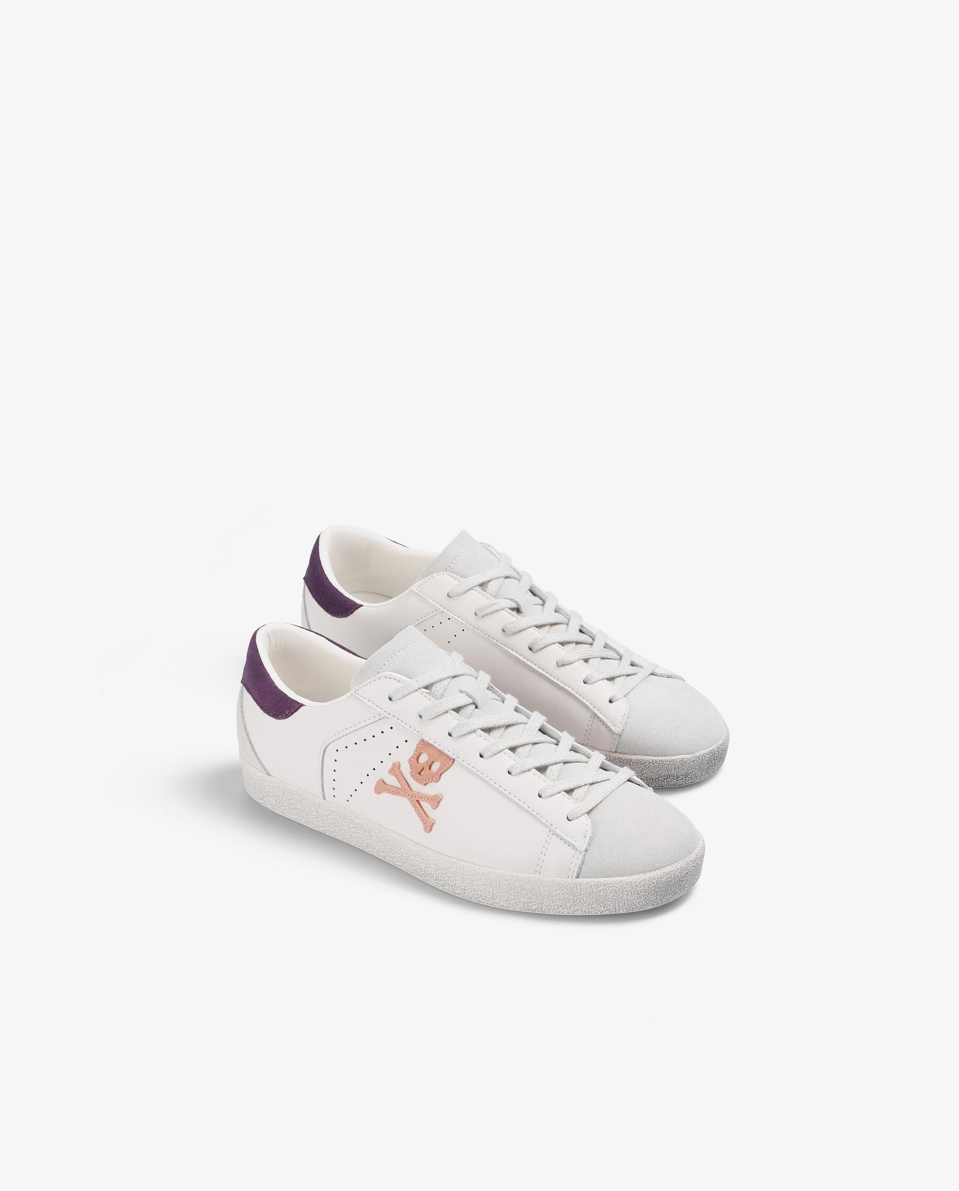 Zapatillas retro de mujer bajas con calavera bordada Scalpers · El ...