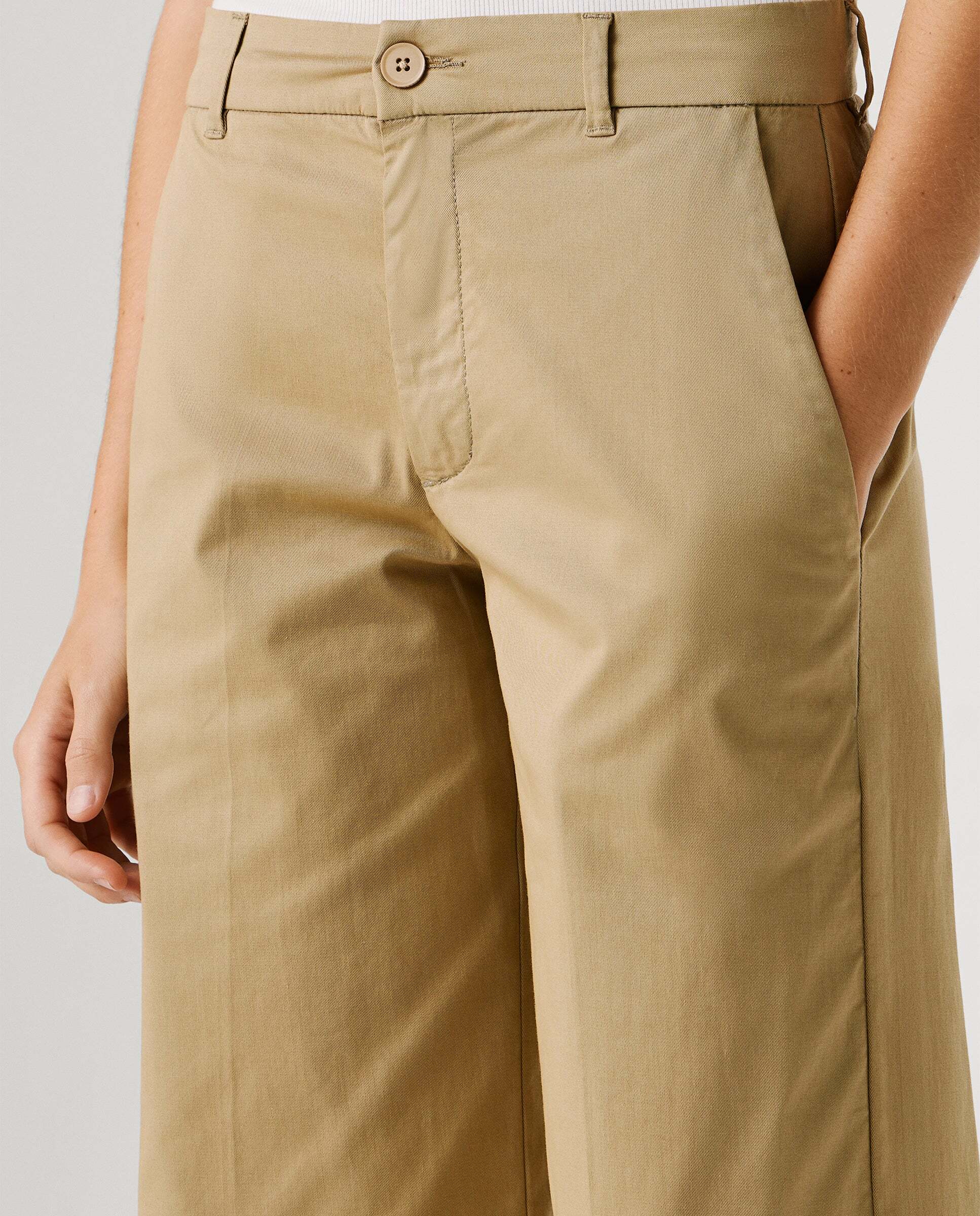 Pantalón recto de mujer con tiro medio Natural Pepe Jeans · El Corte Inglés